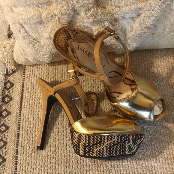 Sam & Libby | Shoes | 75 Sam Libby Peep Toe Platform Heels | Poshmark